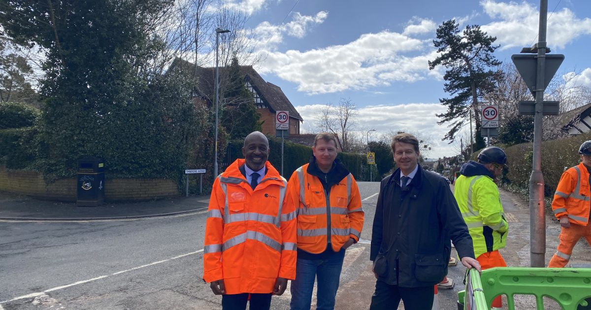 CITYFIBRE INTRODUCES ROBIN WALKER MP TO FULL FIBRE WORKS… | CityFibre